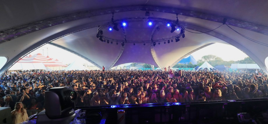 Silver Stage explode on the scene at We Are FSTVL | Silver Stage